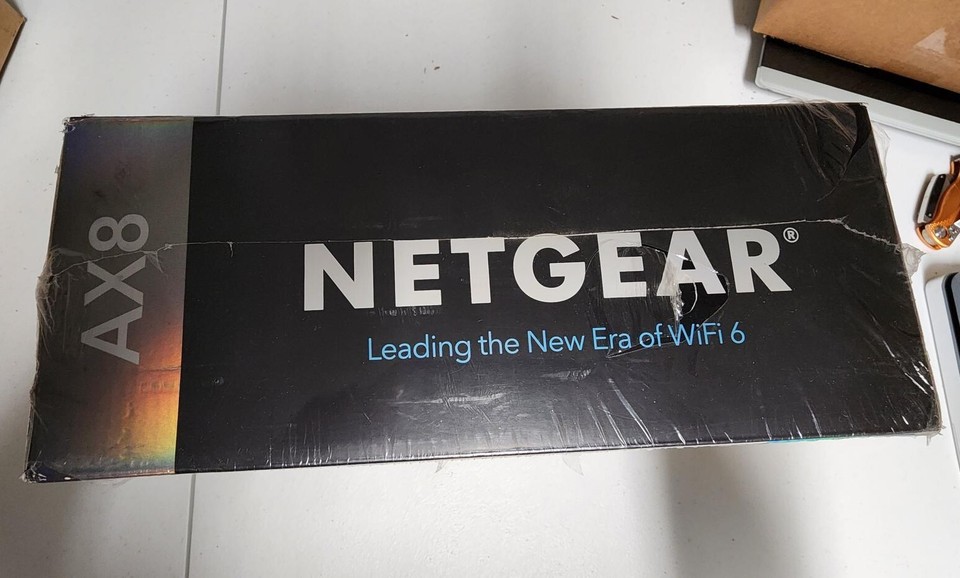 NETGEAR Nighthawk AX8 Dual-Band AX6000 Wi-Fi 6 Cable Modem Router CAX80 ...