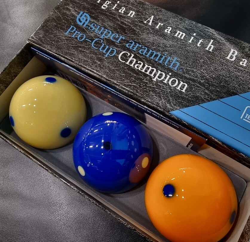 Super Aramith Pro Cup Champion PBA team Official 3Balls Billiards Pools ...