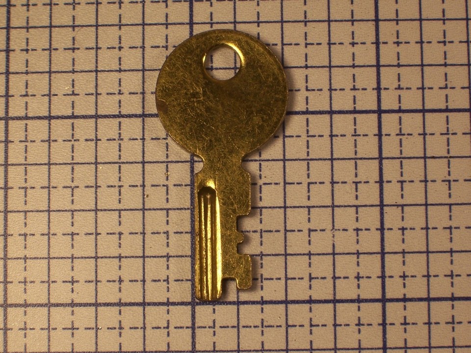 Vintage Stamped Steel Key T60 Trunk Padlock Antique Lock Box Desk ...