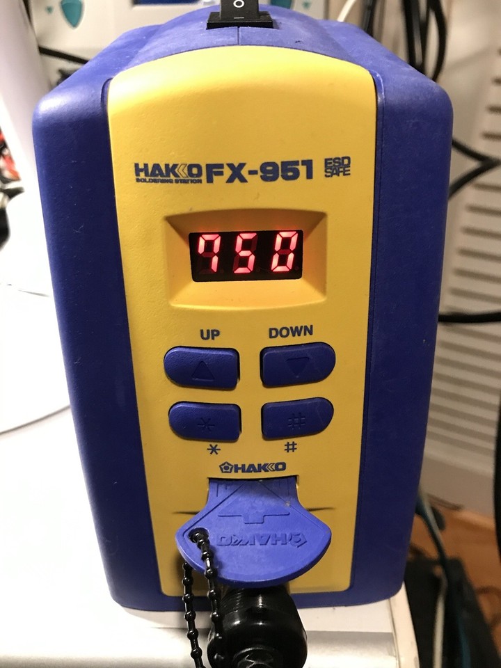Used Hakko FX-951 Soldering Station W/ Key And New Tip | eBay