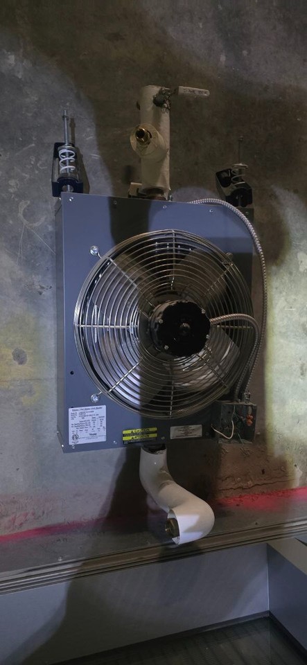 TRANE UHSB1081TAA10100000 Steam / Hot Water Unit Heater, 1800 CFM, BTU ...