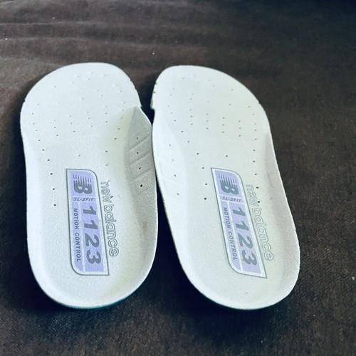 Perfect NEW BALANCE INSOLES Womens 5.0 - 5.5 US Sizing Replacement ...