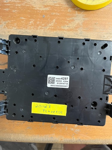 2020 - 2023 CHEVROLET TRAVERSE 3.6L FUSE RELAY BLOCK JUNCTION BOX OEM ...