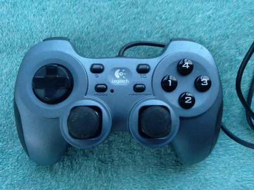 LOGITECH RUMBLE PAD 2 USB WIRED GAMEPAD GAME CONTROLLER G-UF13 BLUE ...
