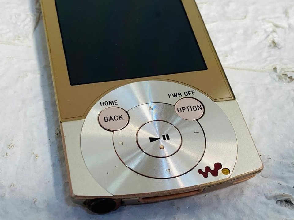 Sony Walkman NW A856 Gold Portable Digital Player HighQualityAudio ...