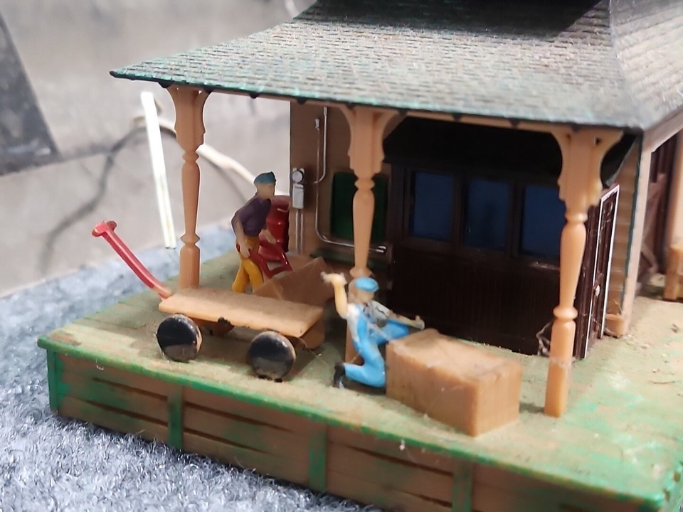 Tyco HO Scale Freight Station Building #906 Model Train Building | eBay