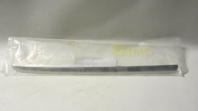 Genuine Mercedes-Benz Upper Trim 1568851021 OEM for sale online | eBay