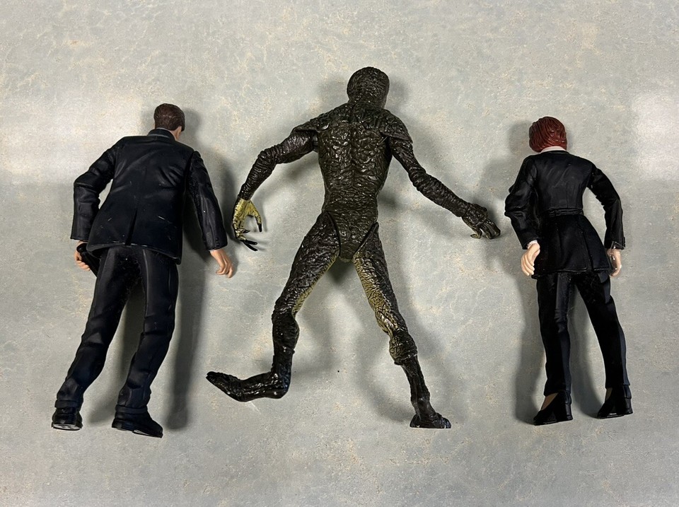 X-Files McFarlane Lot of 3 Figures 6in: Mulder, Scully, Alien 90s Toys ...