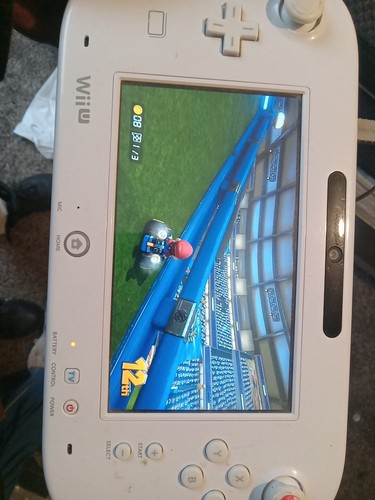 Nintendo Wii U Game System 8 GB White Console BUNDLE WUP-001(02) TESTED ...