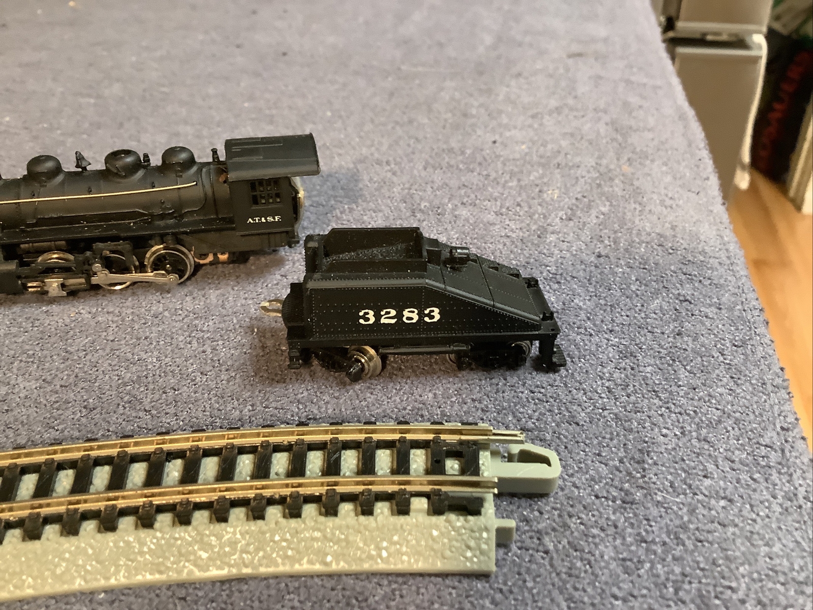 Bachmann N Scale Steam Locomotives And One Tender AT & SF #3283 Moved A ...