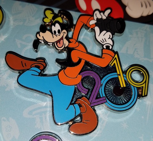 Disney Pin Goofy with Camera 2019 Free Shipping NEW | eBay