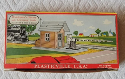 Vintage Plasticville Watchman's Shanty & Crossing Gate No. 1407 79 Comp ...