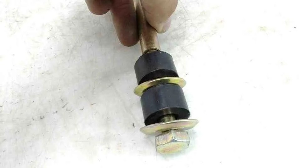 MAZDA 626 II Hatchback GC Front Left Stabilizer Bracket G03034157A ...