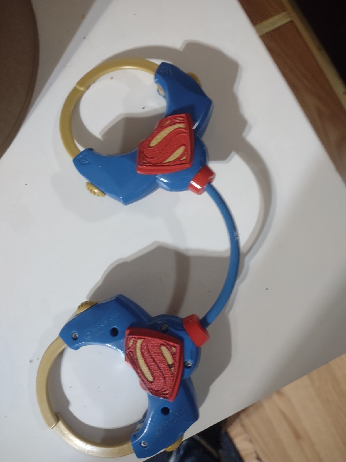 Lot of Superman Handcuffs & Communicator DC Comics 2012 THINKWAY TOYS ...