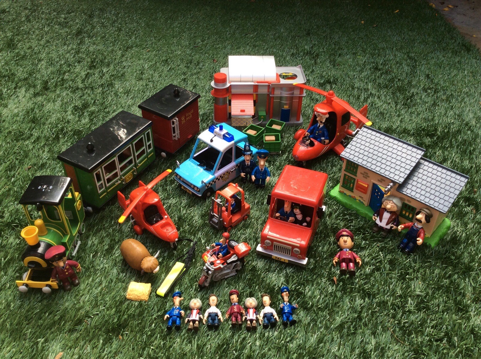 Postman Pat Toy Bundle (including Motorised Train) | eBay UK
