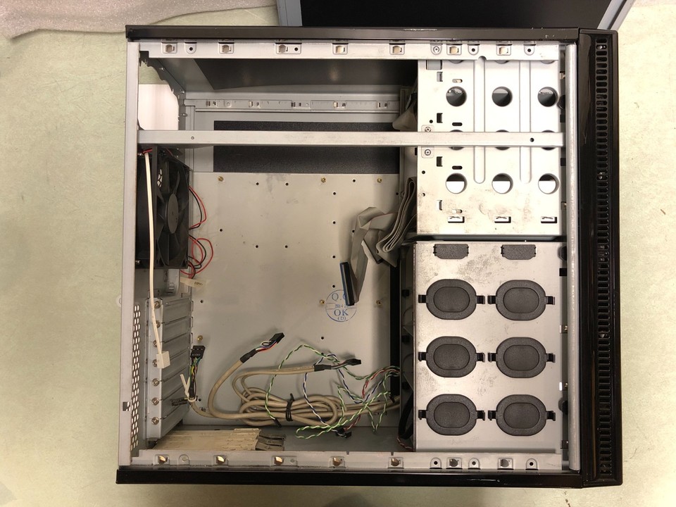 Antec Solo Mid Tower ATX Black/Silver Steel Mid-2000s Computer Case ...