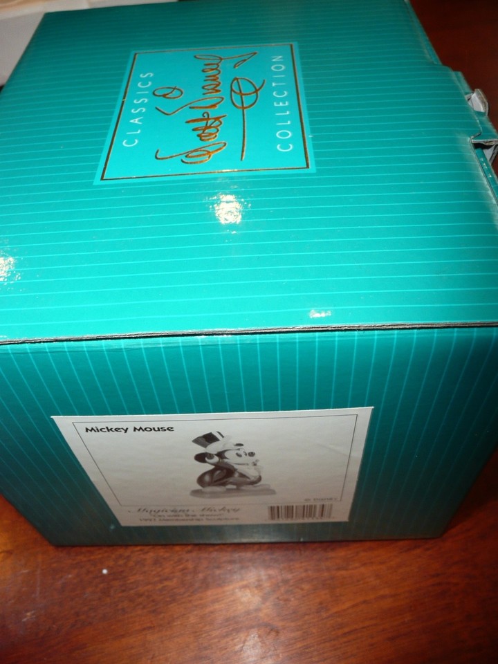 1997 Walt Disney Classic Magician Mickey Mouse Membership Sculpture NEW ...