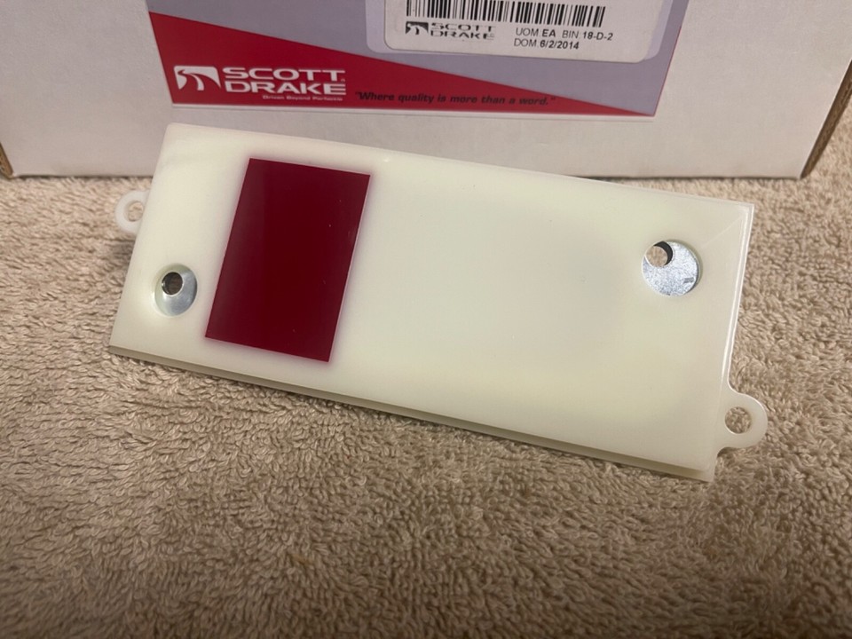NEW SCOTT DRAKE C7ZB-13A744-C 1967-68 MUSTANG DELUXE DOOR LIGHT ...