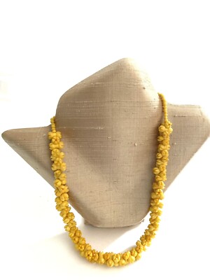 VTG Hawaiian Pikake Yellow Carved Bead Lei Wedding 20” Necklace Barrel ...
