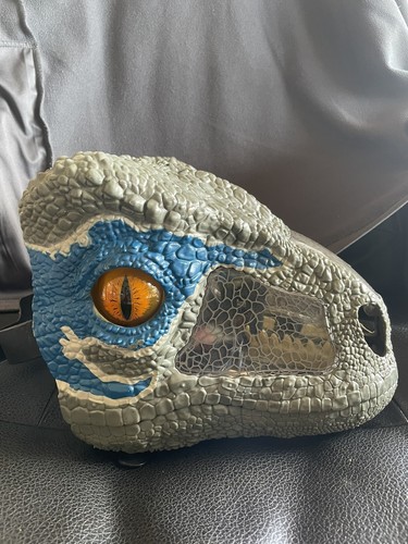 Mattel 2017 Jurassic World: Dominion Velociraptor "Blue" Dinosaur Mask ...