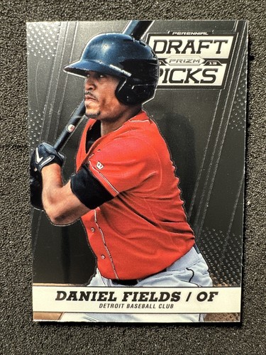 2013 Panini Prizm Perennial Draft Picks - Daniel Fields #18 (RC) for sale online | eBay