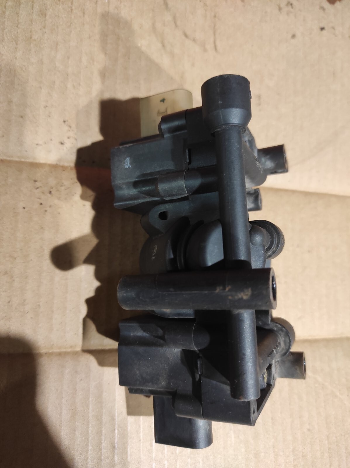 Genuine BMW E53 X5 Rolls-Royce Phantom Solenoid Valve Unit For Air ...