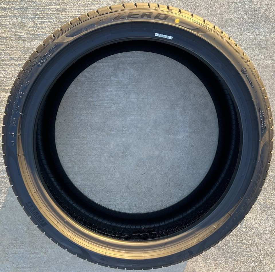 SET OF TWO 245/35R20 Pirelli P Zero PZ4 Sport Tires | 95Y | XL | Black ...