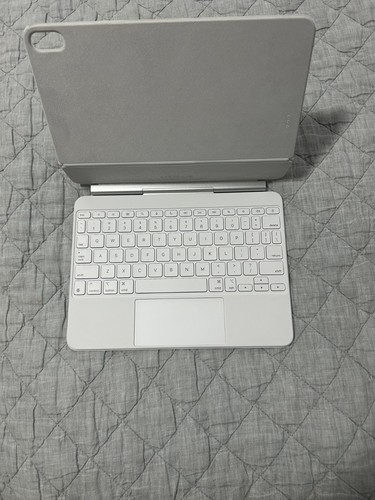 Apple Magic Keyboard for iPad Air (M3) - White | eBay