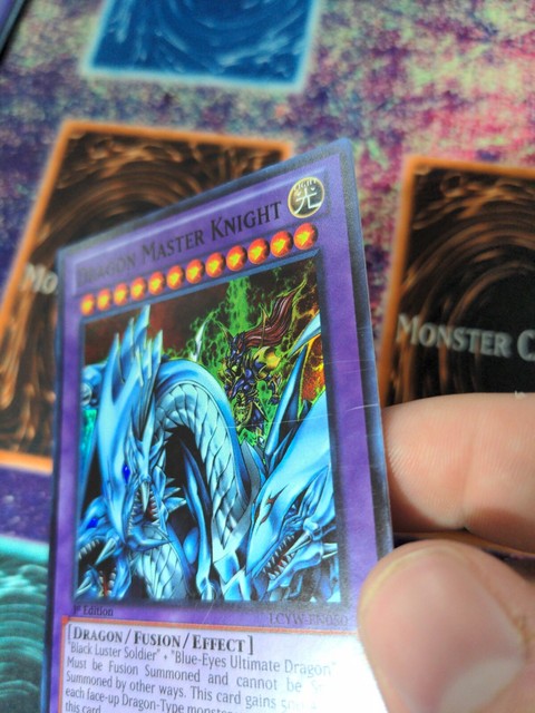 Yu-Gi-Oh! TCG Dragon Master Knight Legendary Collection 3: Yugi's World ...