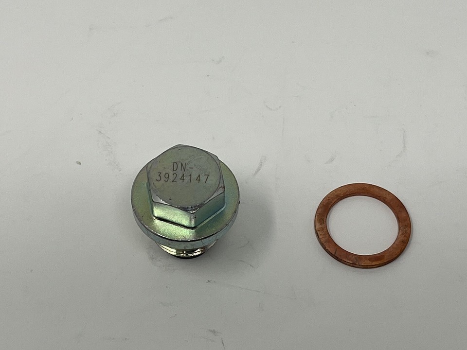 New Cummins Magnetic Oil Drain Plug w/Gasket 3924147 3920773 Dodge Ram ...