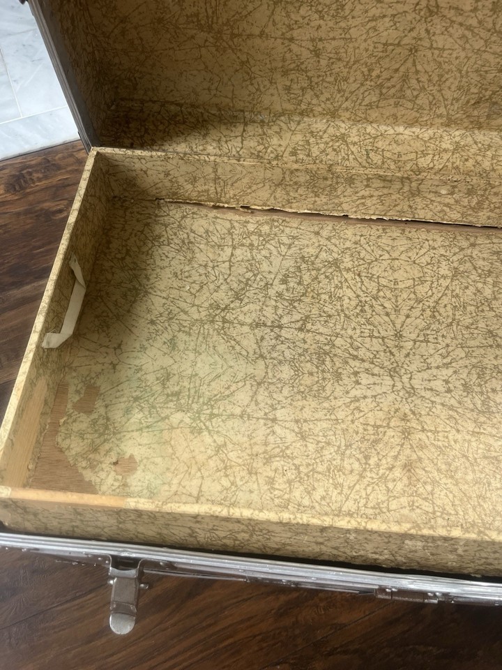 WW2 era Vintage Military Trunk / Foot Locker Aircraft Aluminum Riveted ...