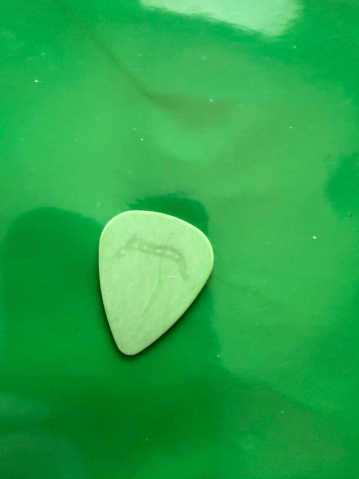 METALLICA ))) VINTAGE guitar pick (one pick) - - - VERY RARE #7 | eBay