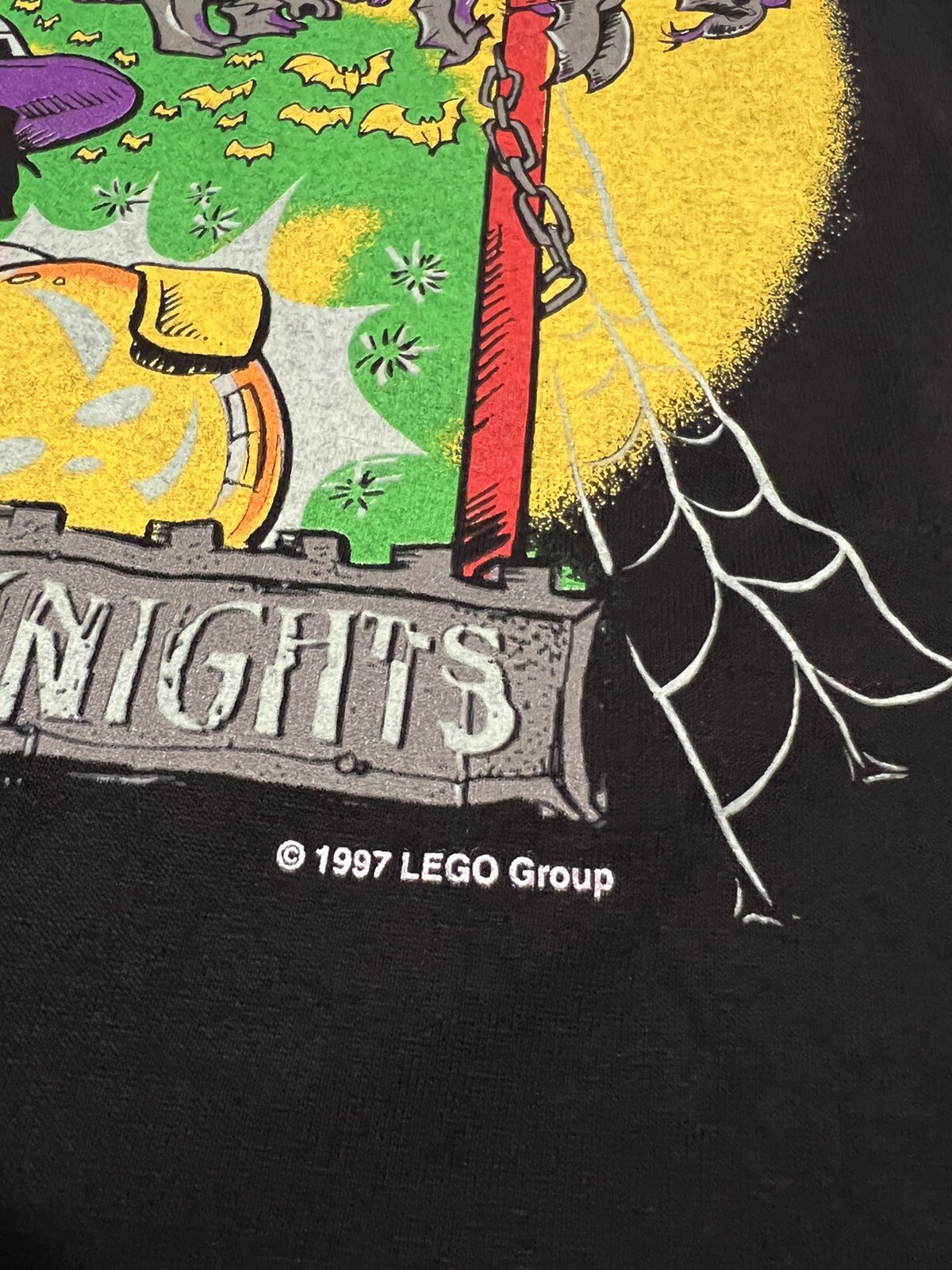 Vintage 1997 LEGO Fright Knights Black Graphic T-Shir… - Gem