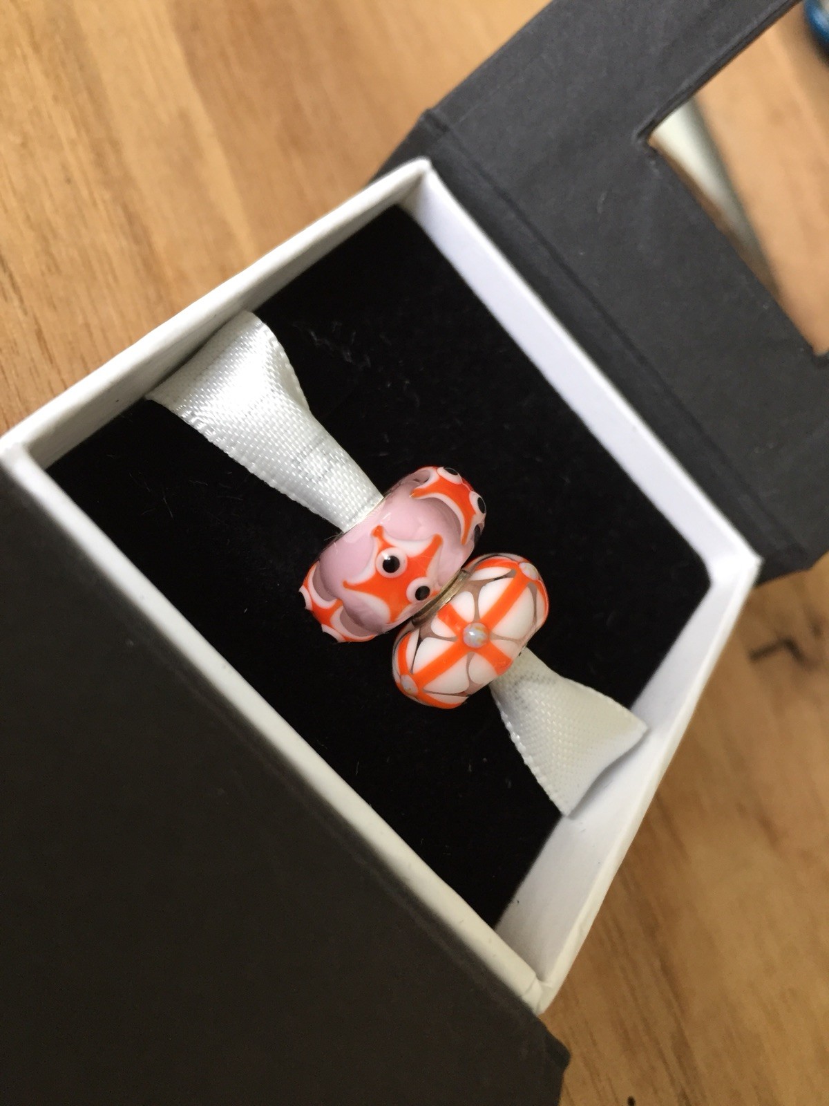 2 set! Trollbeads Ooak Uniques critter star fish splat pink base orange ...