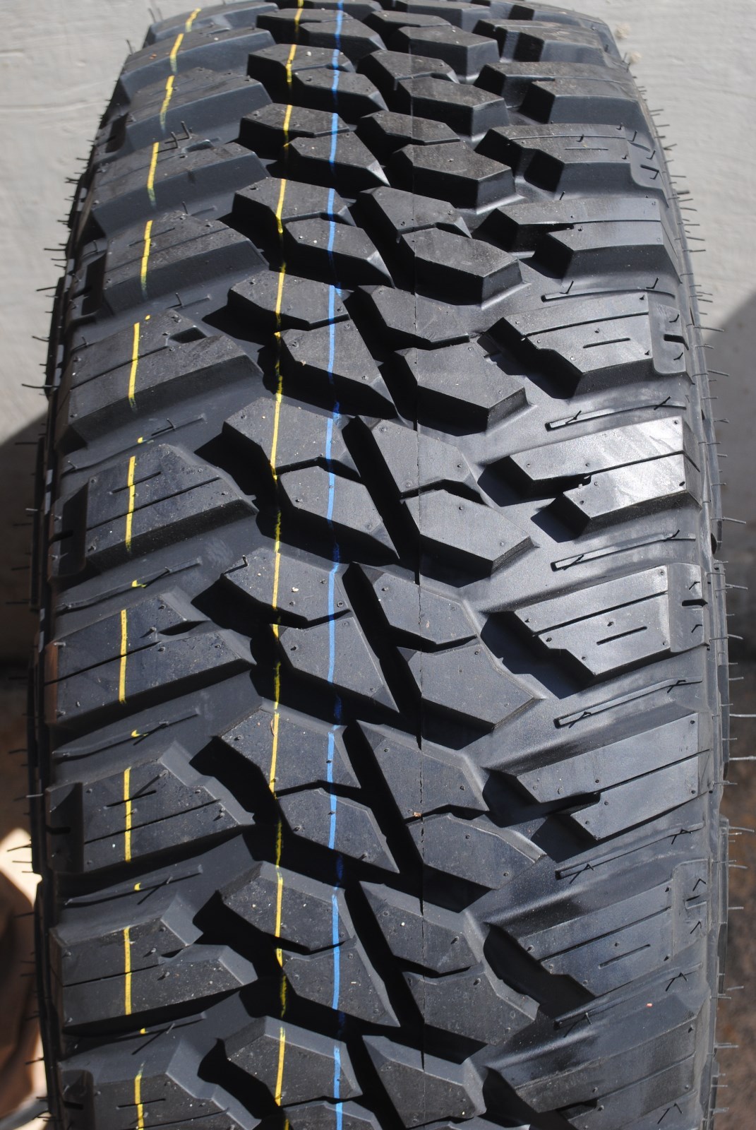 1 NEW 265/70R17 Kanati Mud Hog M/T Mud Tires MT 265 70 17 R17 2657017 ...