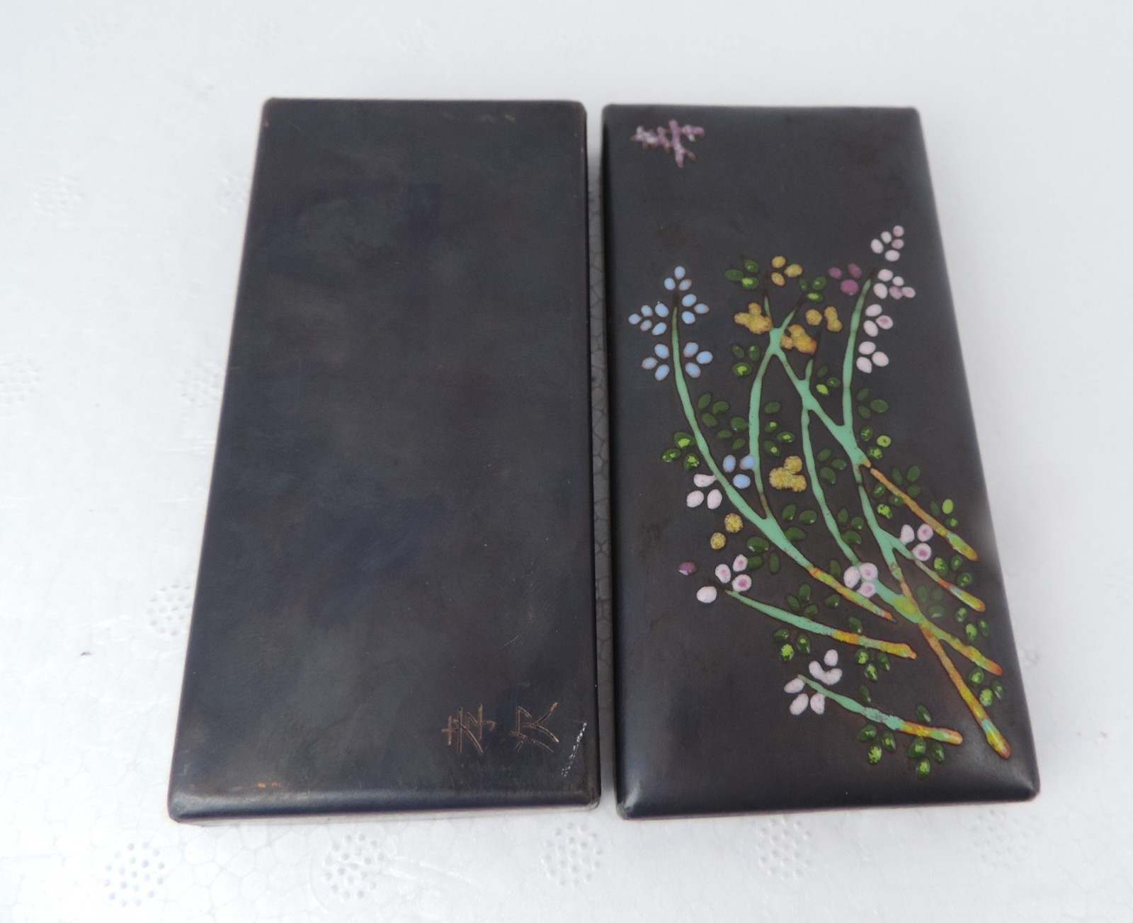 Artist Signed Japanese ANDO Moriage Enamel Box White Yellow Green Blue ...