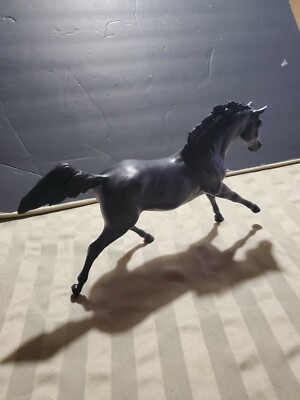 Breyer black horse 2006 flicka pre owned A1 | eBay