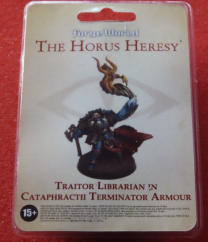 Forgeworld Traitor Librarian in Cataphractii WHW - Space Marines ...