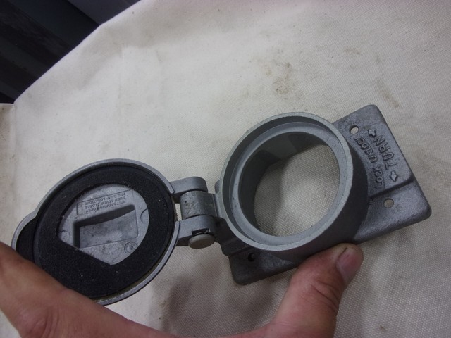 Hubbell HBL7770 Weatherproof Plate for 50amp Twist Lock Receptacle for ...