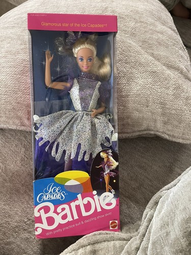 Ice Capades Barbie Doll w/ Pretty Practice Suit & Skirt #9847 Mattel ...