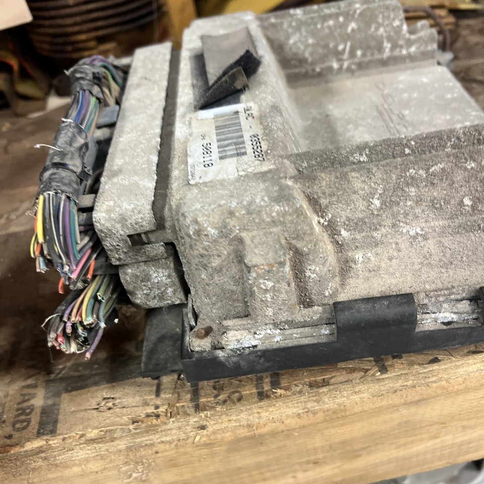 0355287 (DLAC) GM OEM 15732648 CONTROL MODULE UNIT ECU ECM PCM 508118 ...