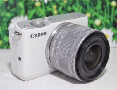 Canon EOS M10 Mirrorless Digital Camera 18 megapixels with EF-M 15-45mm ...