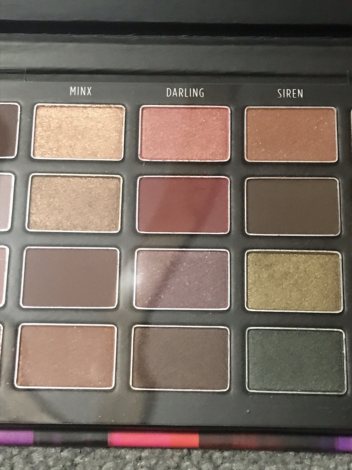 Avon Fmg Glimmer Eye Shadow Palette 20 Shades *Mega 1* for sale online ...
