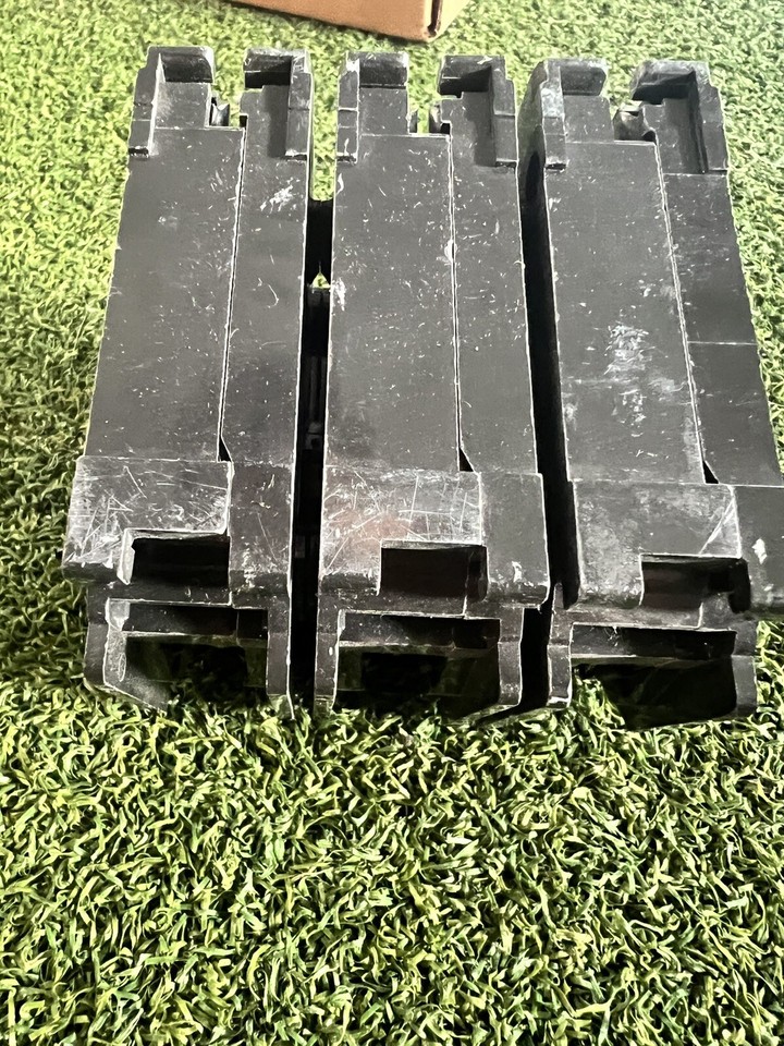 Siemens Murray MP320 Circuit Breaker 20 Amp 3 Pole 240 VAC 3 Phase | eBay