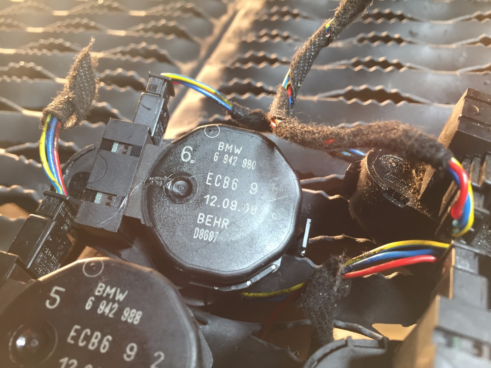 07 08 09 10 BMW E60 528 HEATER BLEND SERVO FLAP MOTOR ACTUATOR 7pcs OEM ...