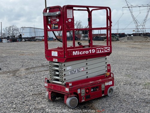 2018 MEC MICRO19 19' Electric Scissor Lift Manlift Aerial Platform ...