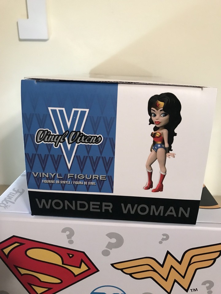 Classic Wonder Woman Vinyl Vixen Figure Funko - DC Comics Vinyl Sugar ...