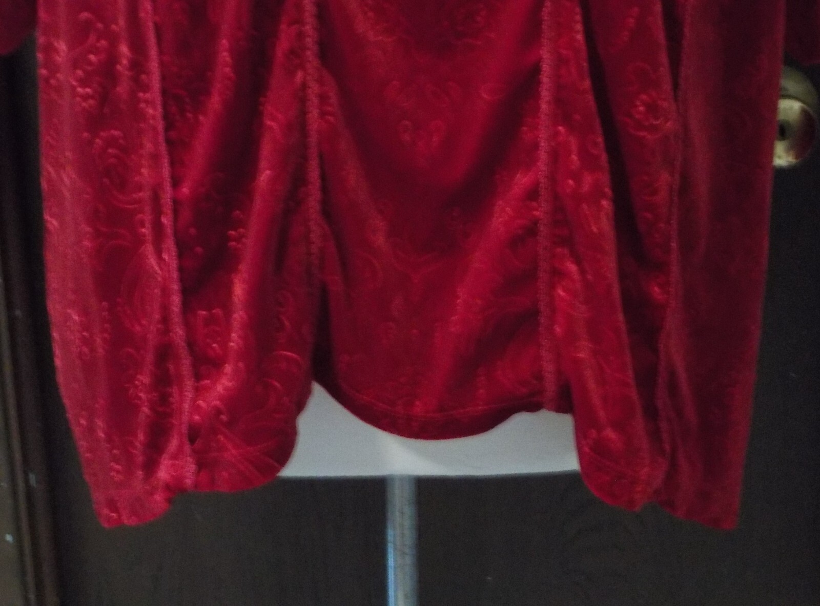 Catherines Blouse Size 2XWP 22 24 WP Red V Neck 3/4 Sleeve Shark Bite ...