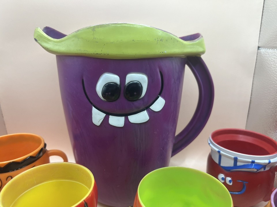Pillsbury FUNNY FACE Set NINE MUGS & GOOFY GRAPE Pitcher W/ CHUG A LUG ...