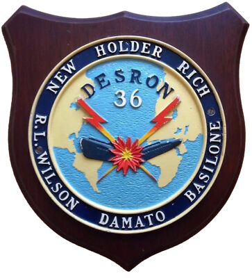1960s U.S. NAVY DESRON 36 WALL PLAQUE USS NEW HOLDER RICH WILSON DAMATO ...